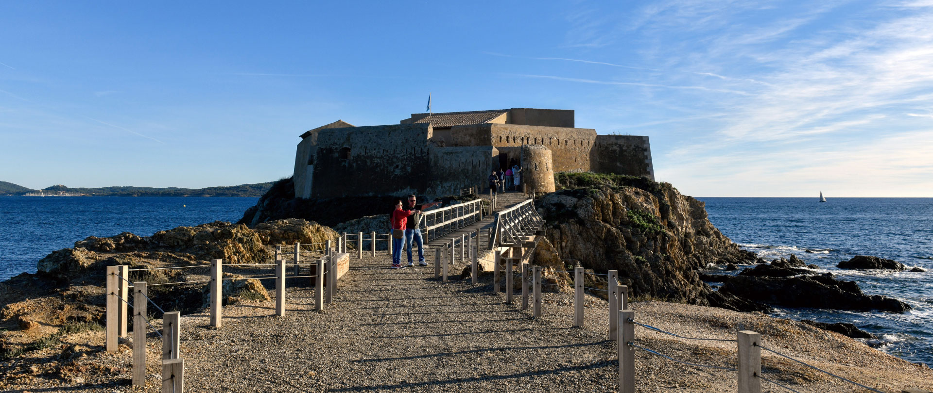 Fort du Pradeau, Centre d’interprétation du territoire du parc national ...